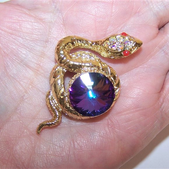 Vintage Unbranded | Jewelry | Yellow Gold Metal Costume Pin Brooch ...